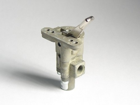 111817 by WILLIAMS CONTROLS - WM-219-C4 VALVE,TOGGLE